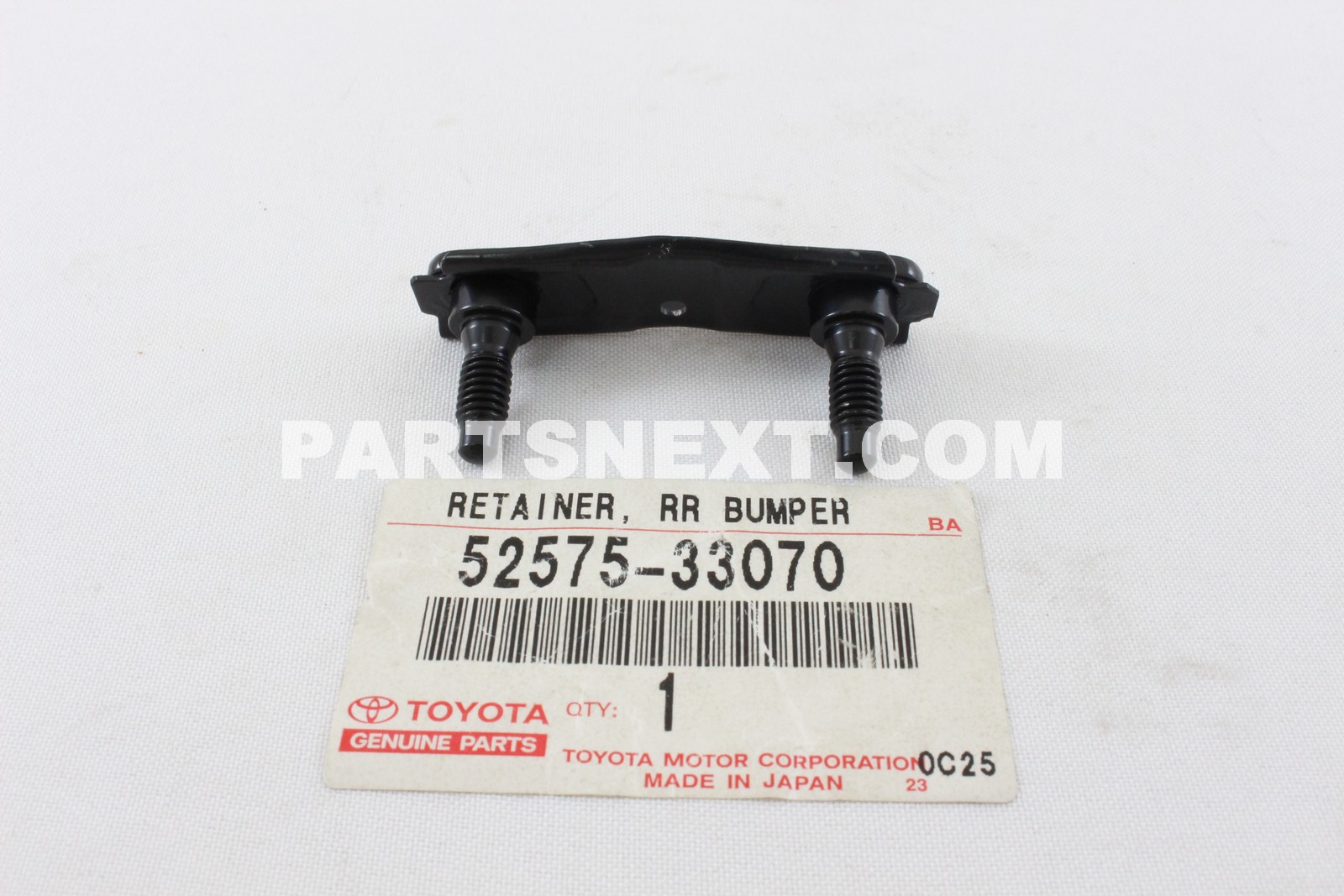 Toyota :: 52575-33070 RETAINER, REAR BUMPER SIDE, RH/LH