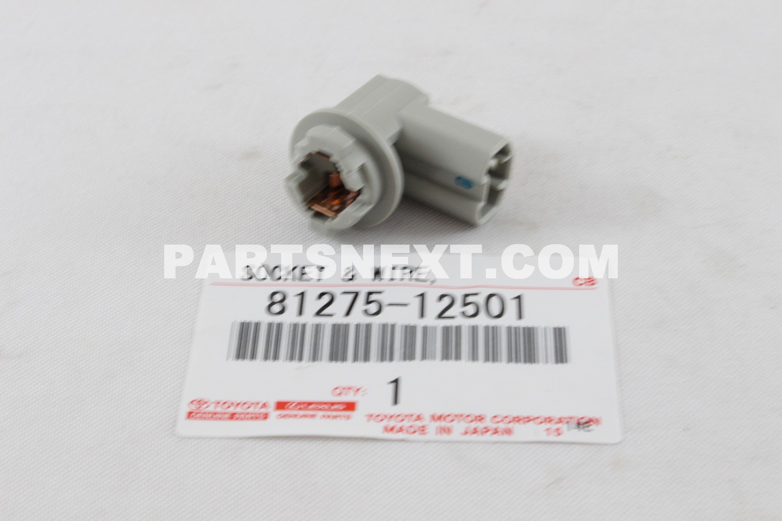 Toyota :: 81275-12501 SOCKET & WIRE, CENTER STOP LAMP