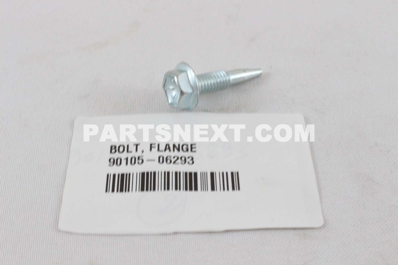 Toyota :: 90105-06293 BOLT, FLANGE