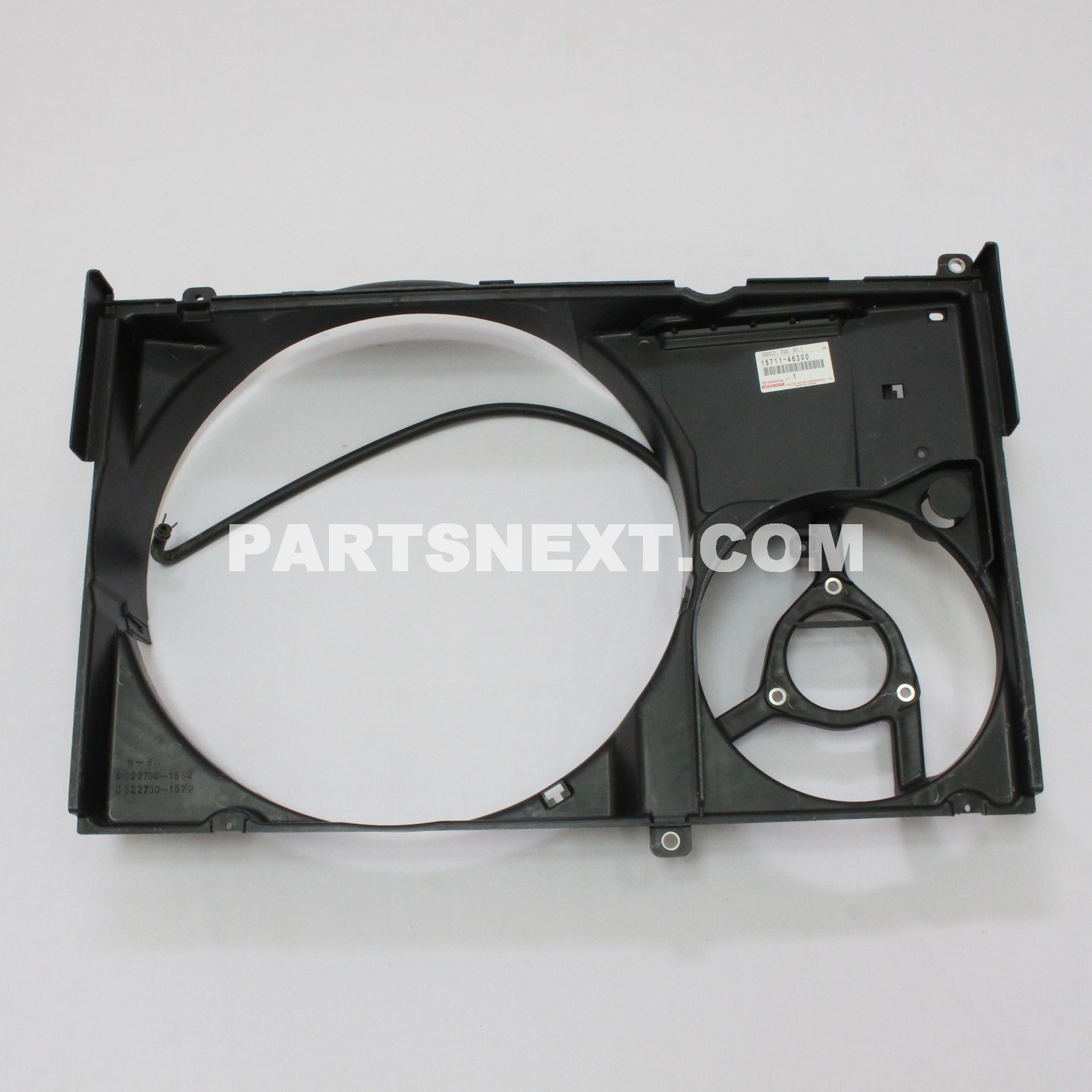Toyota :: 16711-46300 SHROUD, FAN