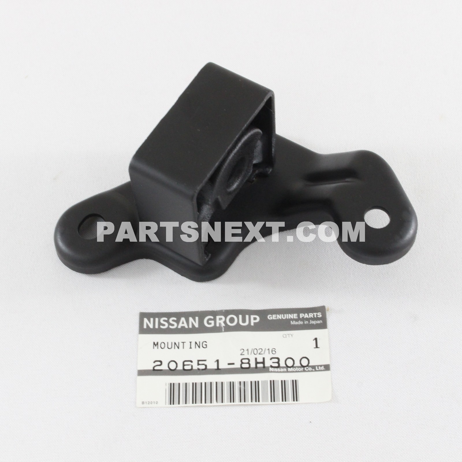 Nissan :: 20651-8H300 MOUNTING-EXHAUST,RUBBER