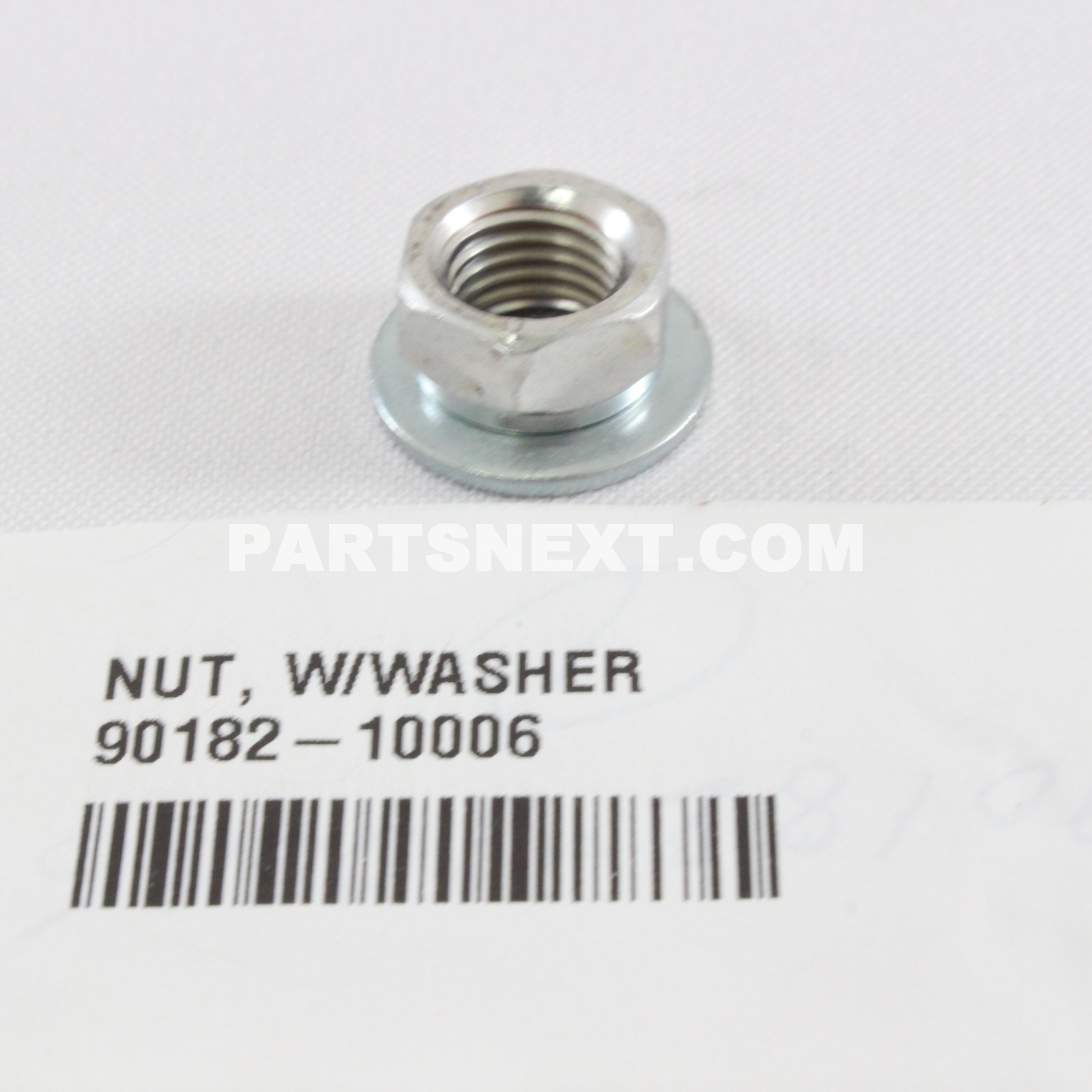 Toyota :: 90182-10006 NUT (FOR FRONT WIPER ARM SETTING)