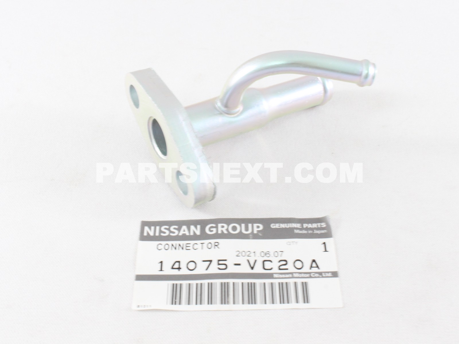 Nissan :: 14075-VC20A CONNECTOR-OIL COOLER