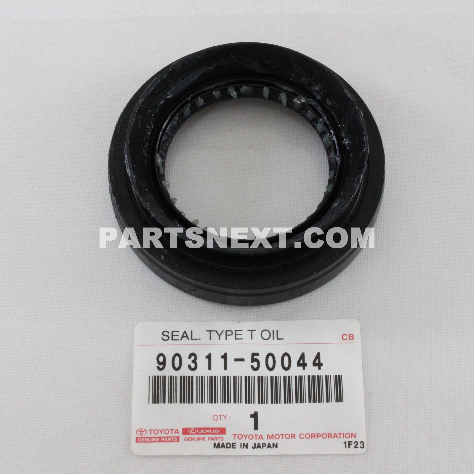 Toyota :: 90311-50044 OIL SEAL, FRONT DRIVE SHAFT, LH
