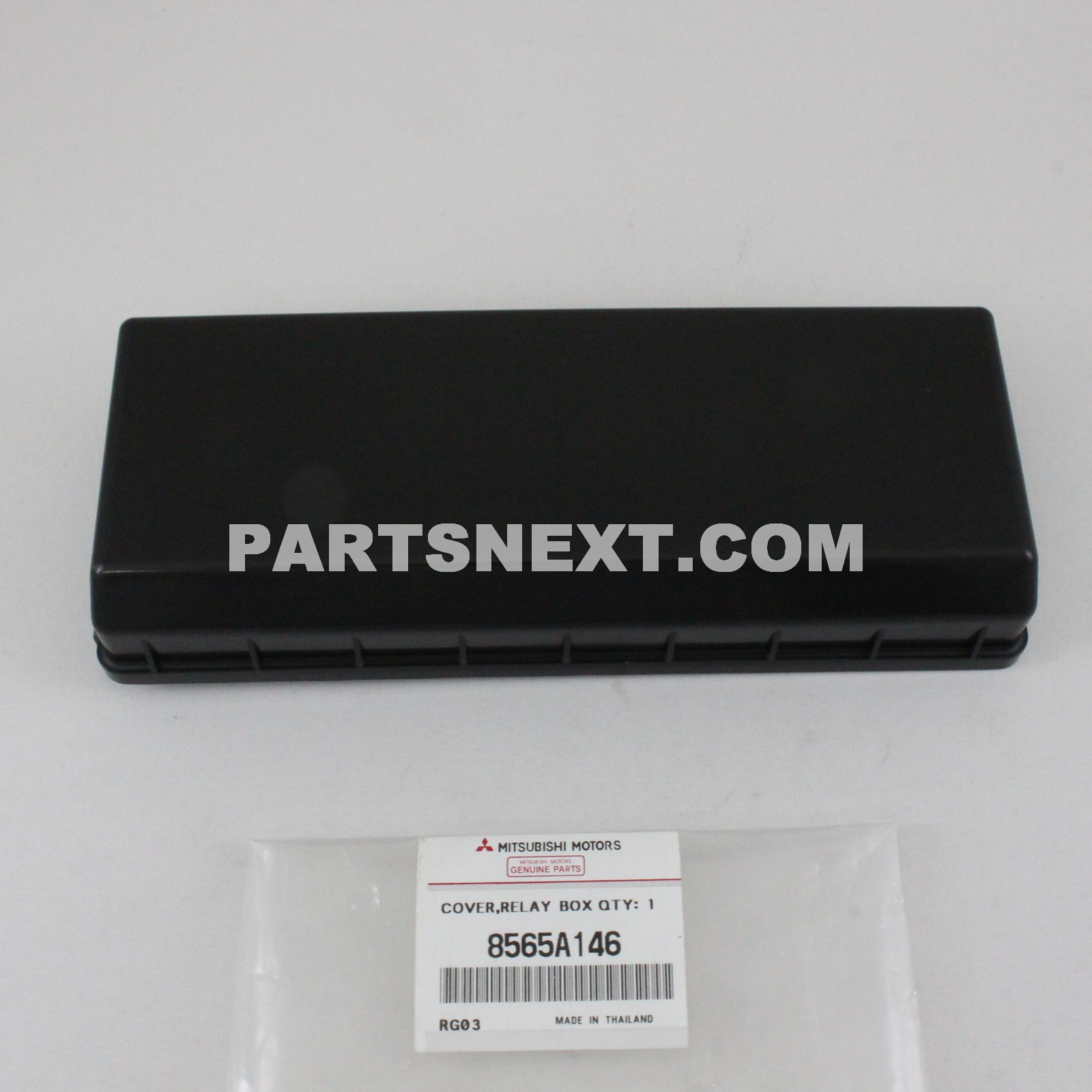 Mitsubishi :: 8565A146 COVER,RELAY BOX