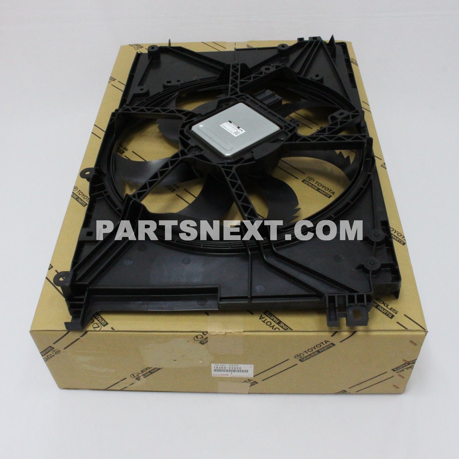 Toyota :: 16360-25030 FAN ASSY W/MOTOR