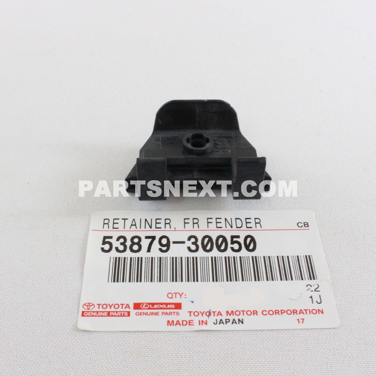 Toyota :: 53879-30050 RETAINER, FRONT FENDER LINER