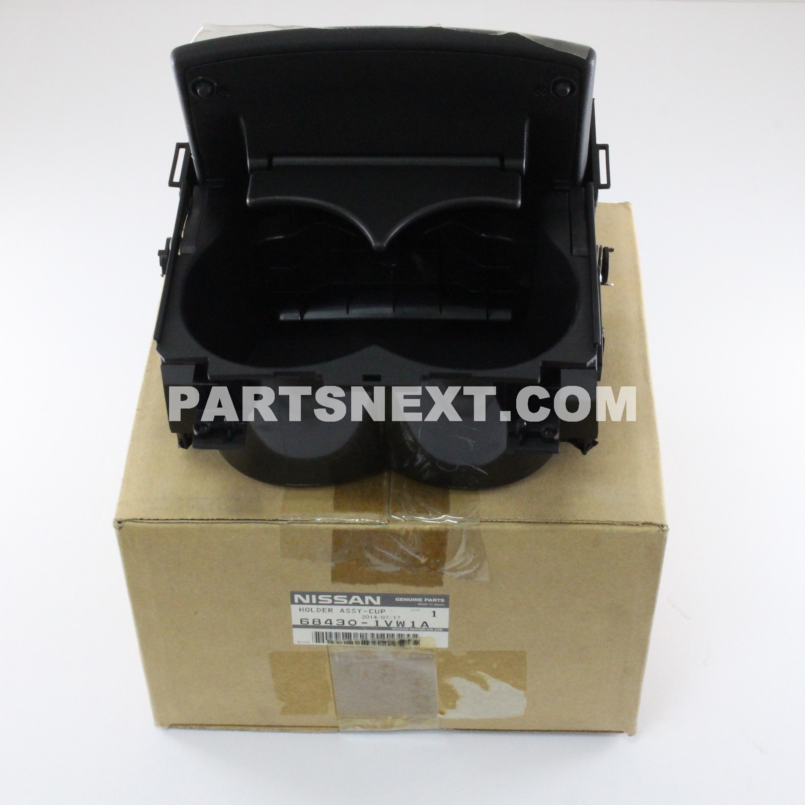 Nissan :: 68430-1VW1A HOLDER ASSY CUP