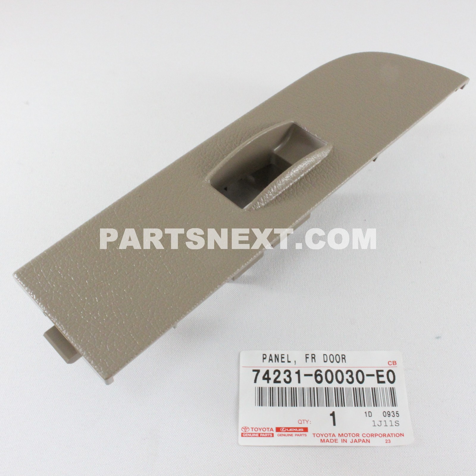 Toyota :: 74231-60030-E0 PANEL, FRONT ARMREST BASE, UPPER RH