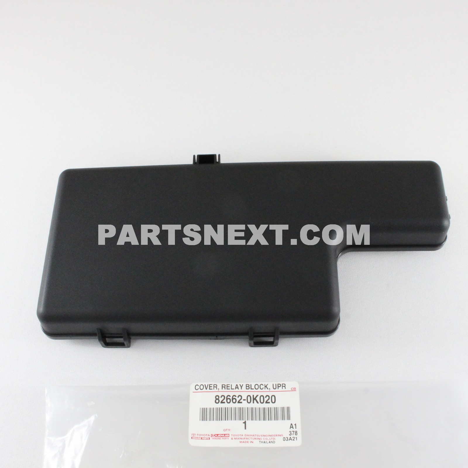 Toyota :: 82662-0K020 COVER, RELAY BLOCK, UPPER, NO.1