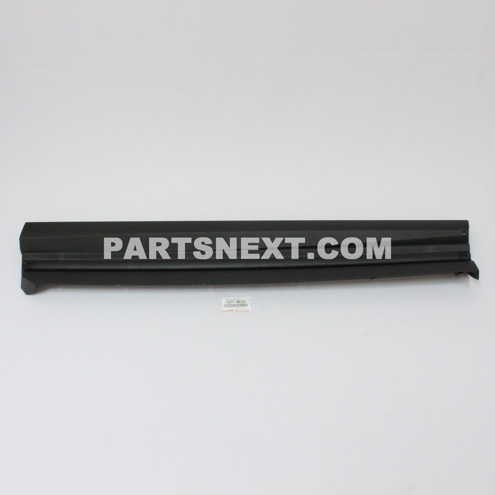 Toyota :: 75071-48100 MOULDING SUB-ASSY