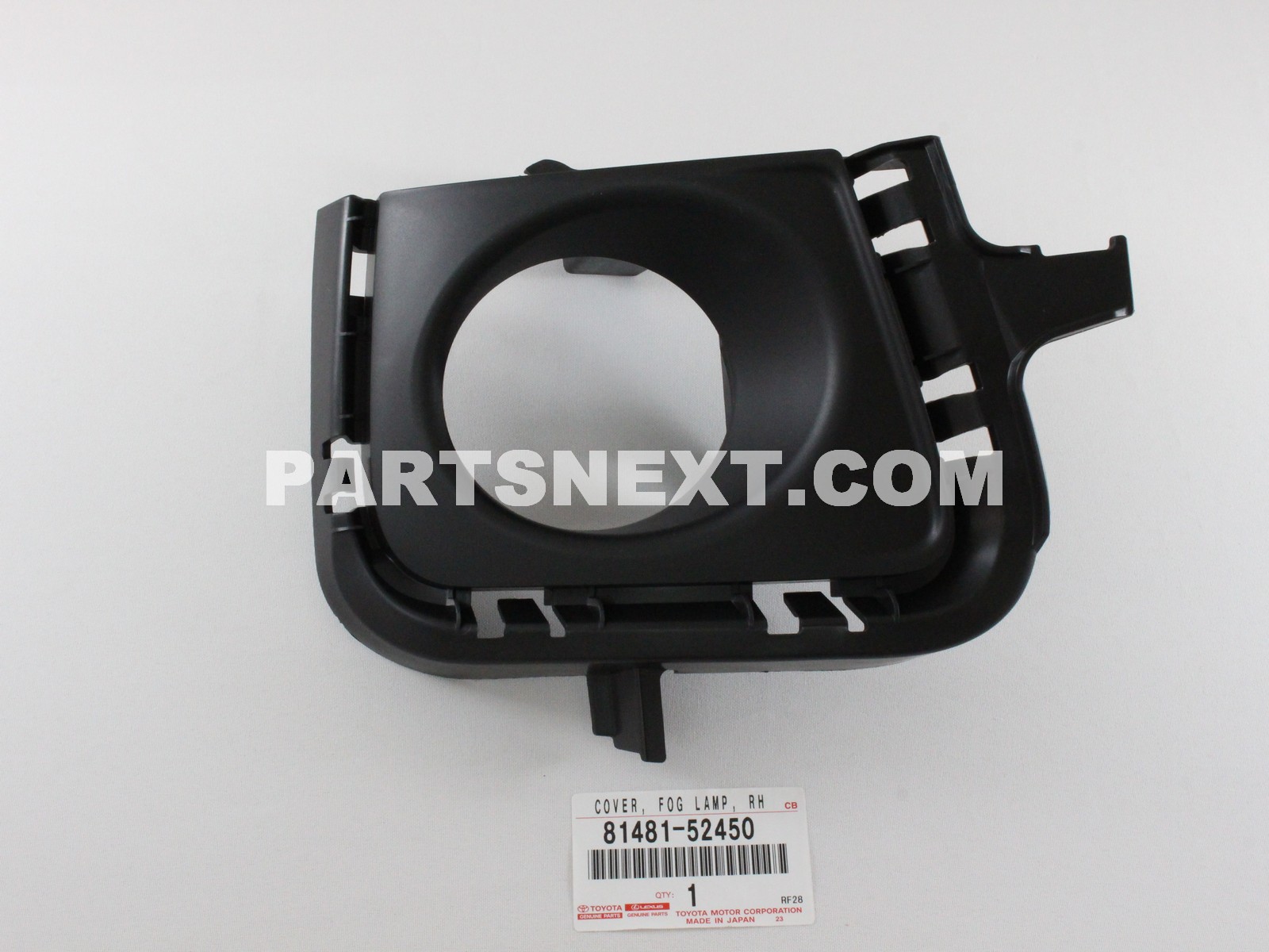 Toyota :: 81481-52450 COVER, FOG LAMP, RH