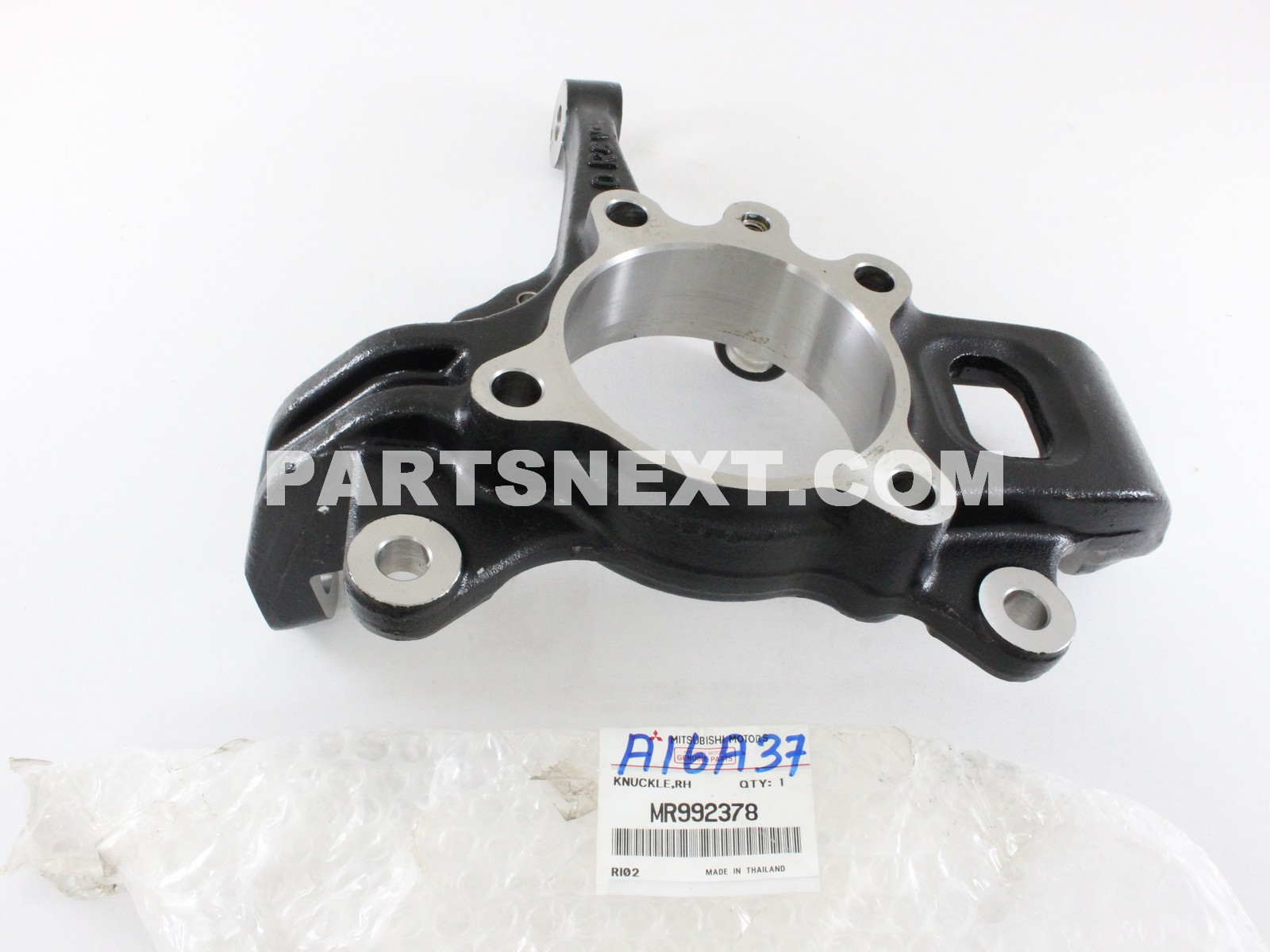 Mitsubishi :: MR992378 KNUCKLE,RH