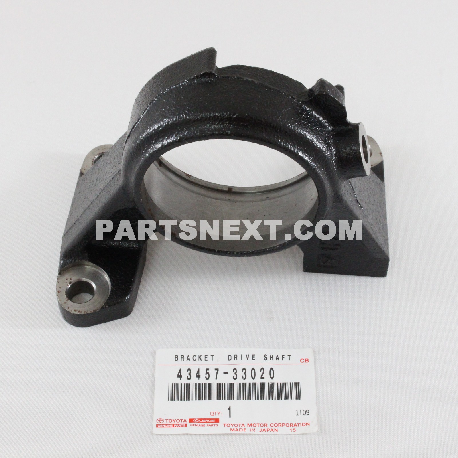 Toyota :: 43457-33020 BRACKET, DRIVE SHAFT BEARING