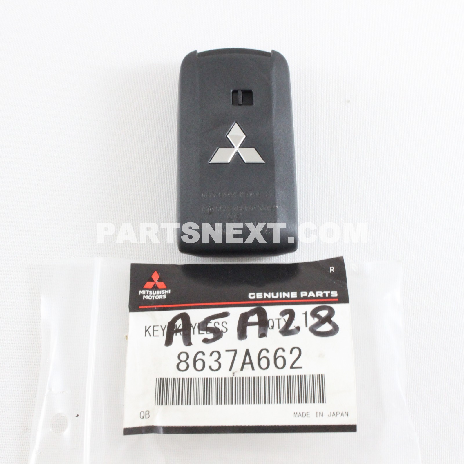 Mitsubishi :: 8637A662 KEY DOOR LOCK TRANSMITTER