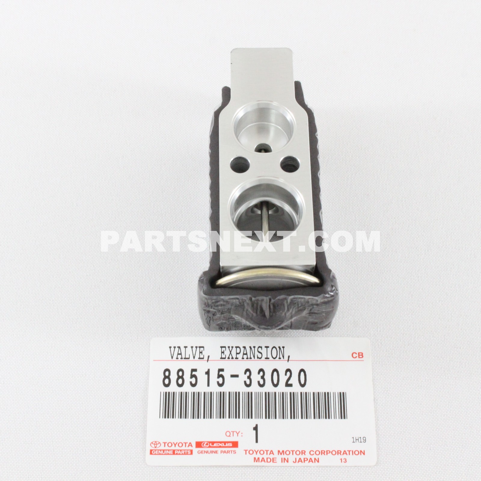 Toyota :: 88515-33020 VALVE, COOLER EXPANSION