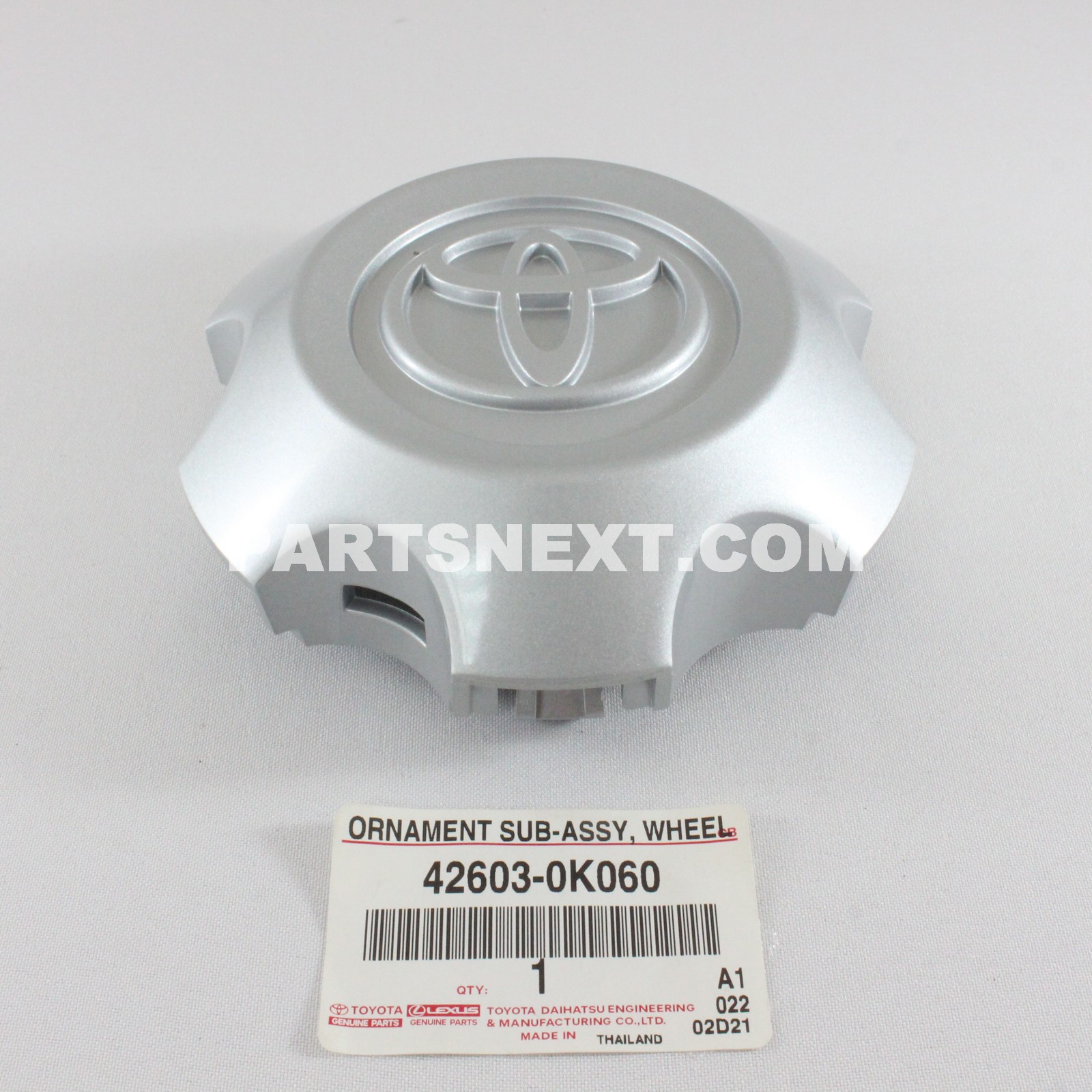 Toyota :: 42603-0K060 ORNAMENT SUB-ASSY, WHEEL HUB