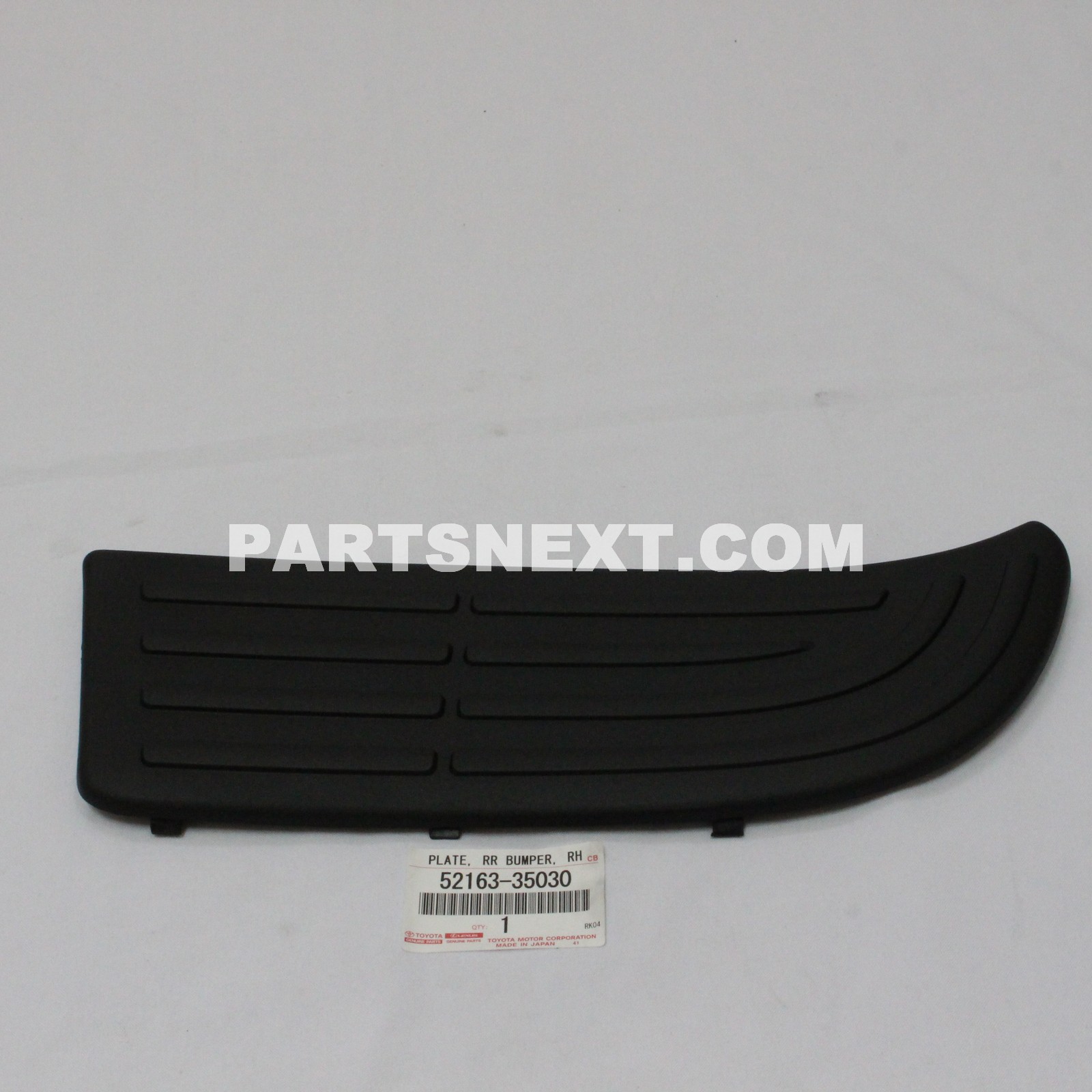Toyota :: 52163-35030 PLATE, REAR BUMPER, RH