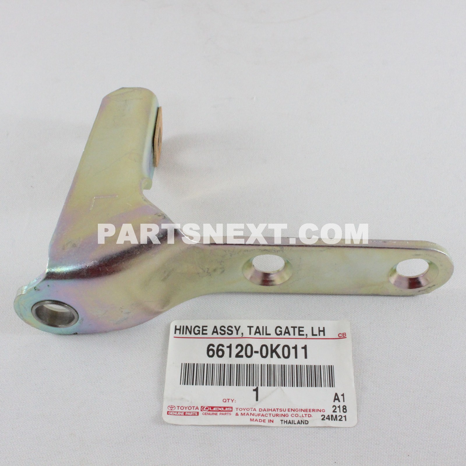 Toyota :: 66120-0K011 HINGE ASSY, TAIL GATE, LH