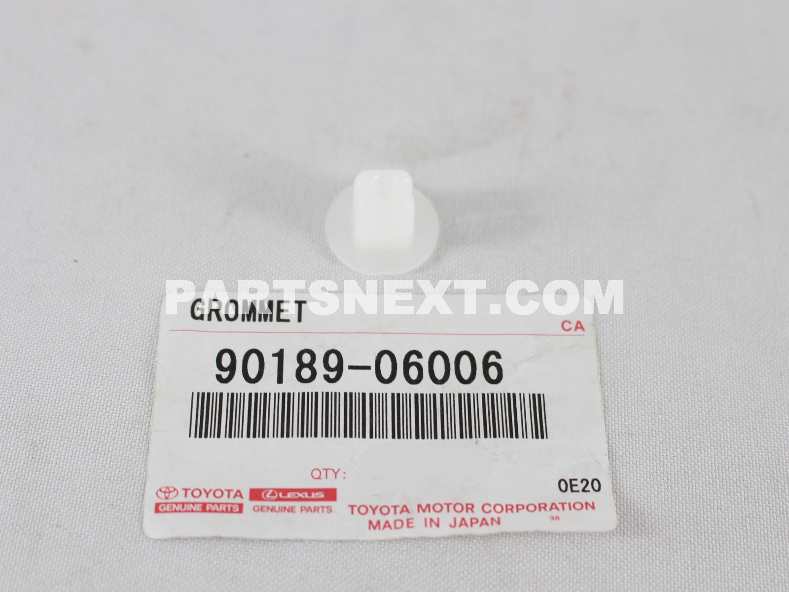 Toyota :: 90189-06006 GROMMET