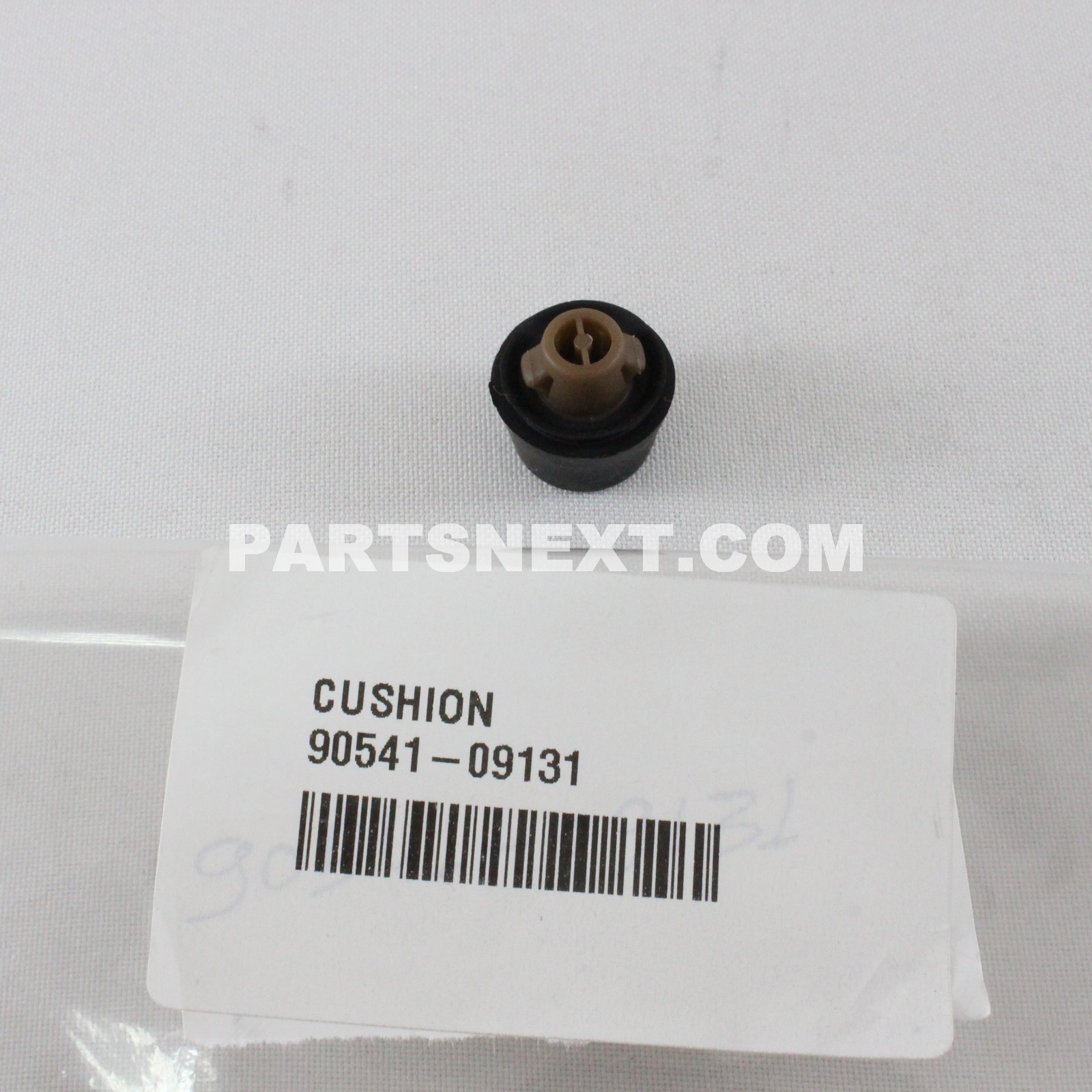 Toyota :: 90541-09131 CUSHION, FRONT DOOR PANEL