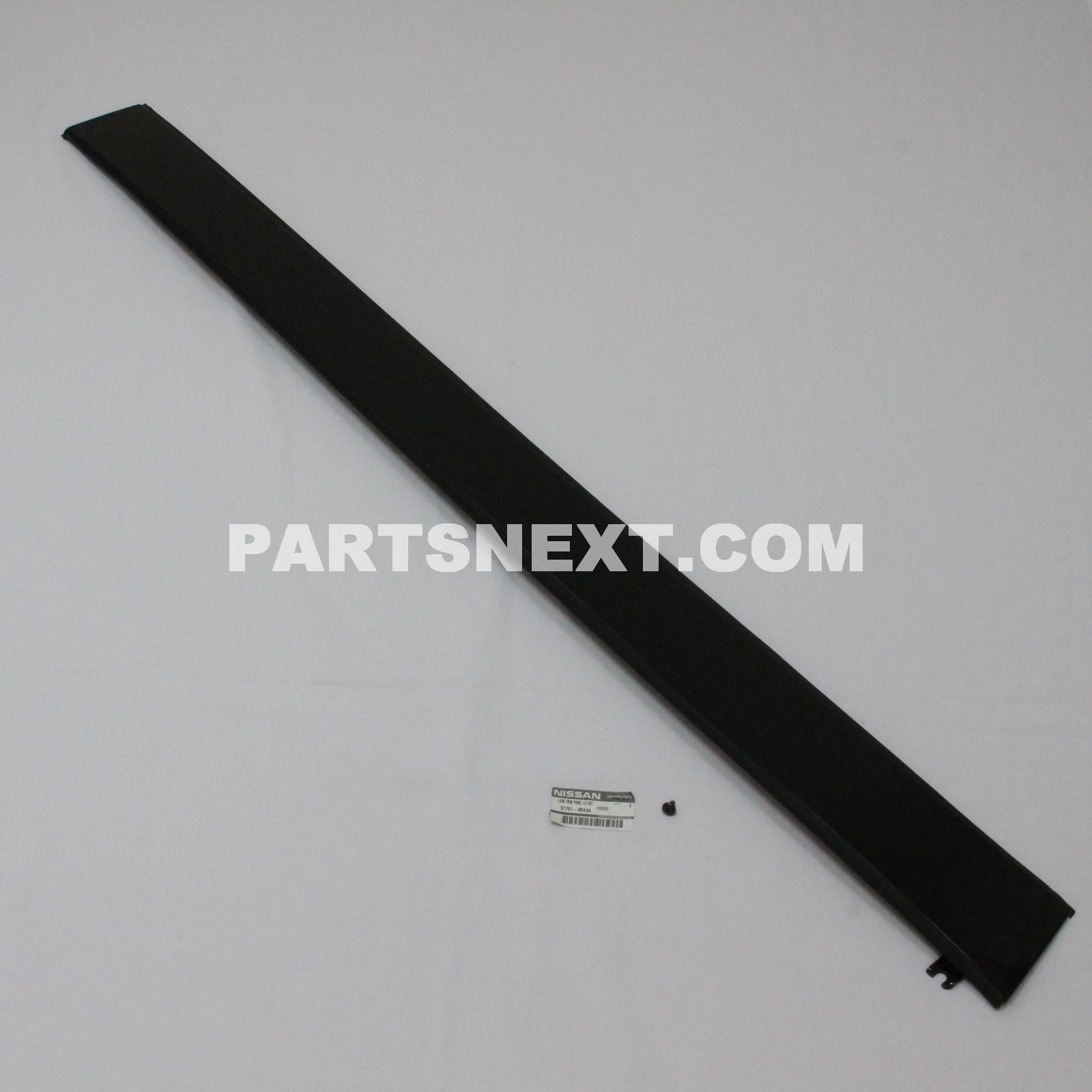 Nissan :: 91761-4RA3A FIN ASSY-ROOF,S
