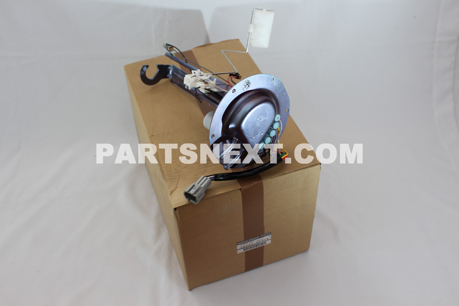 Nissan :: 25060-VC30A SENDER UNIT