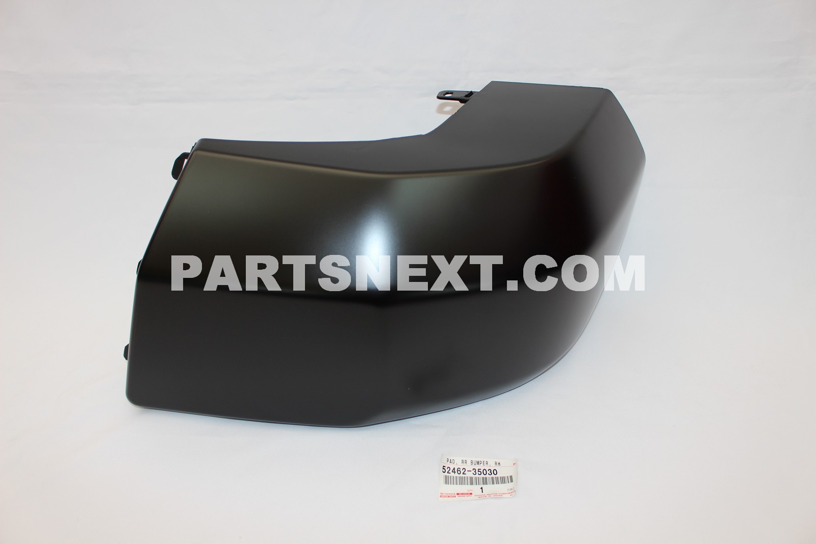 Toyota :: 52462-35030 PAD, REAR BUMPER, RH