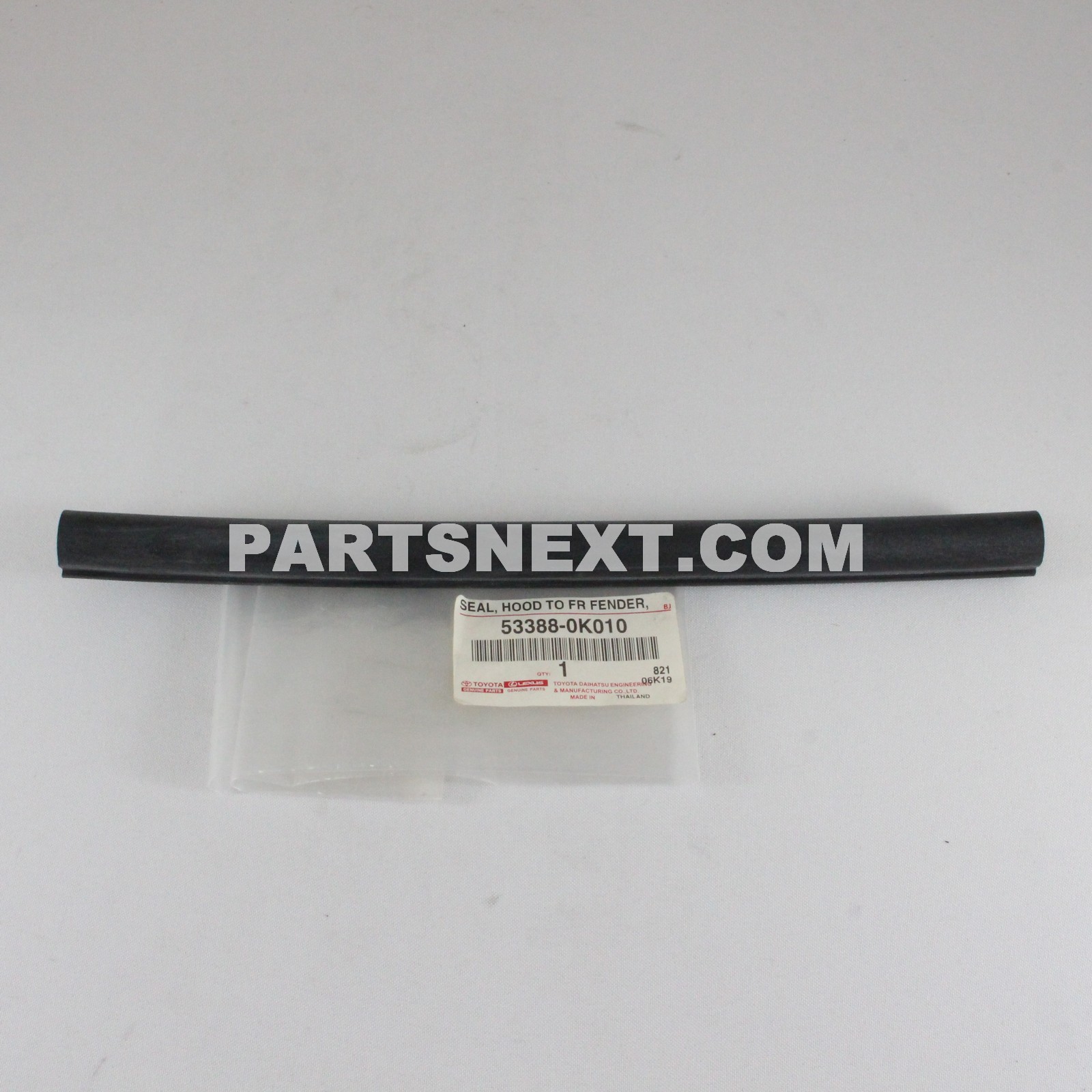 Toyota :: 53388-0K010 SEAL HOOD TO FR FEN