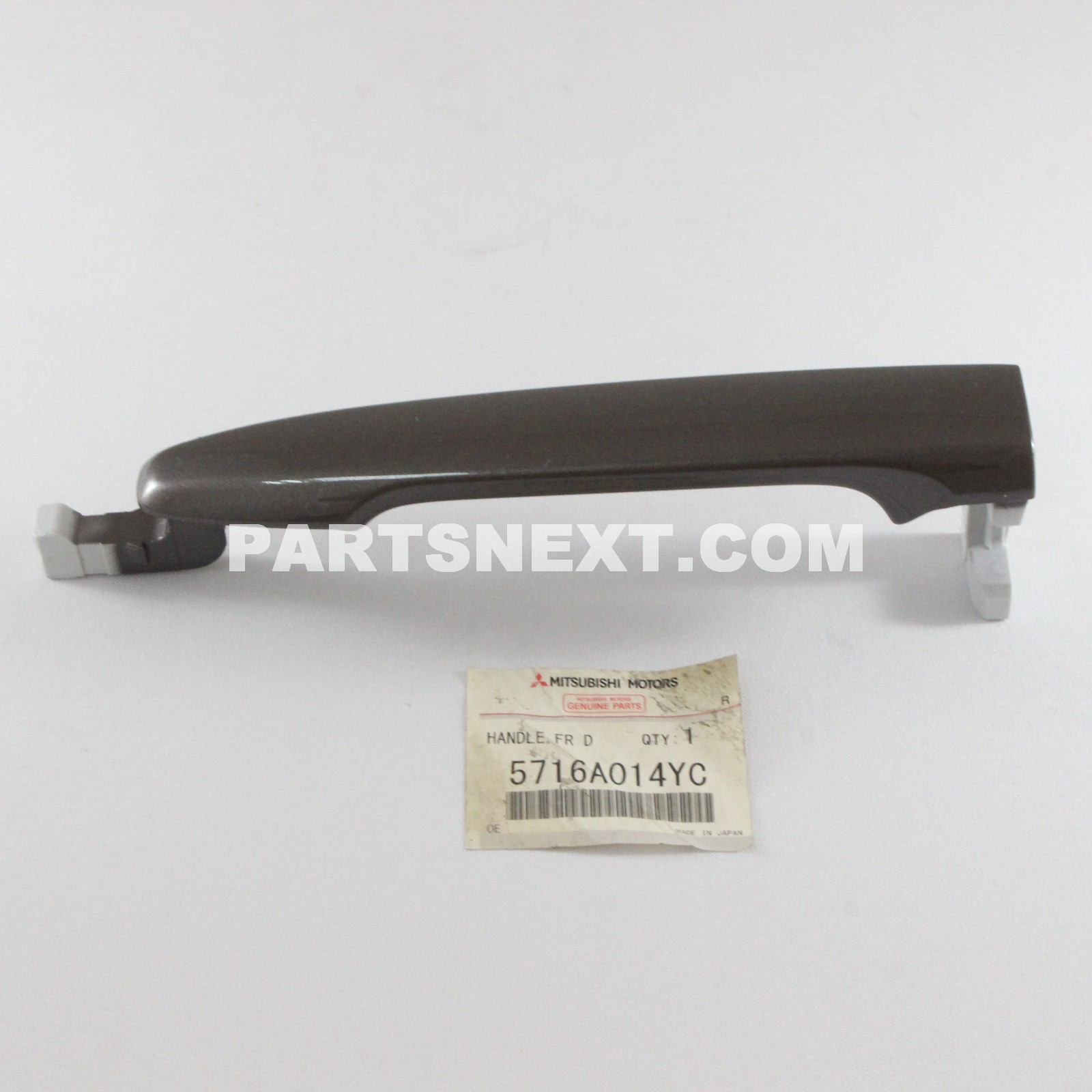 Mitsubishi :: 5716A014YC NEW GENUINE PART