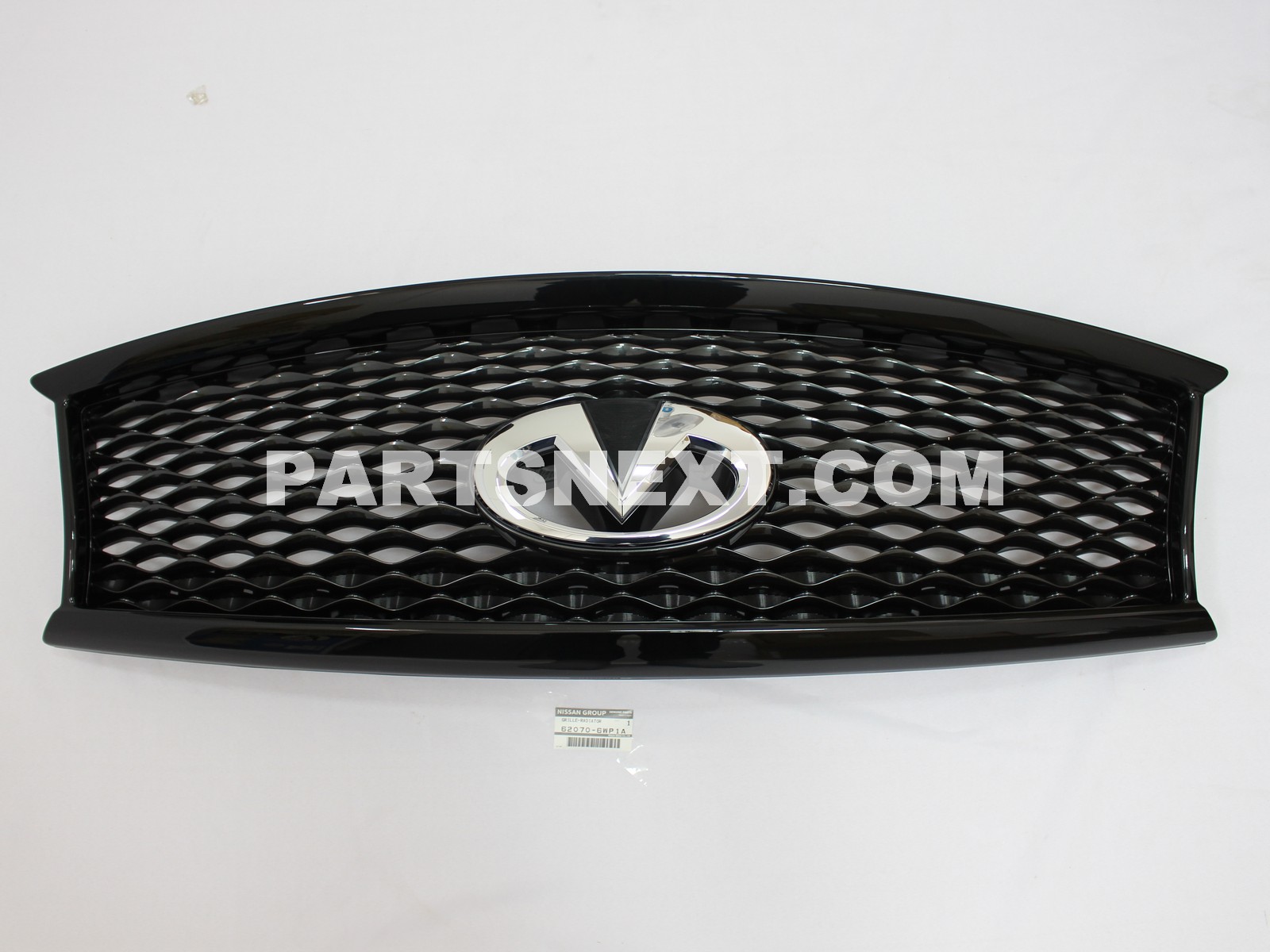 Nissan :: 62070-6WP1A GRILLE-RADIATOR