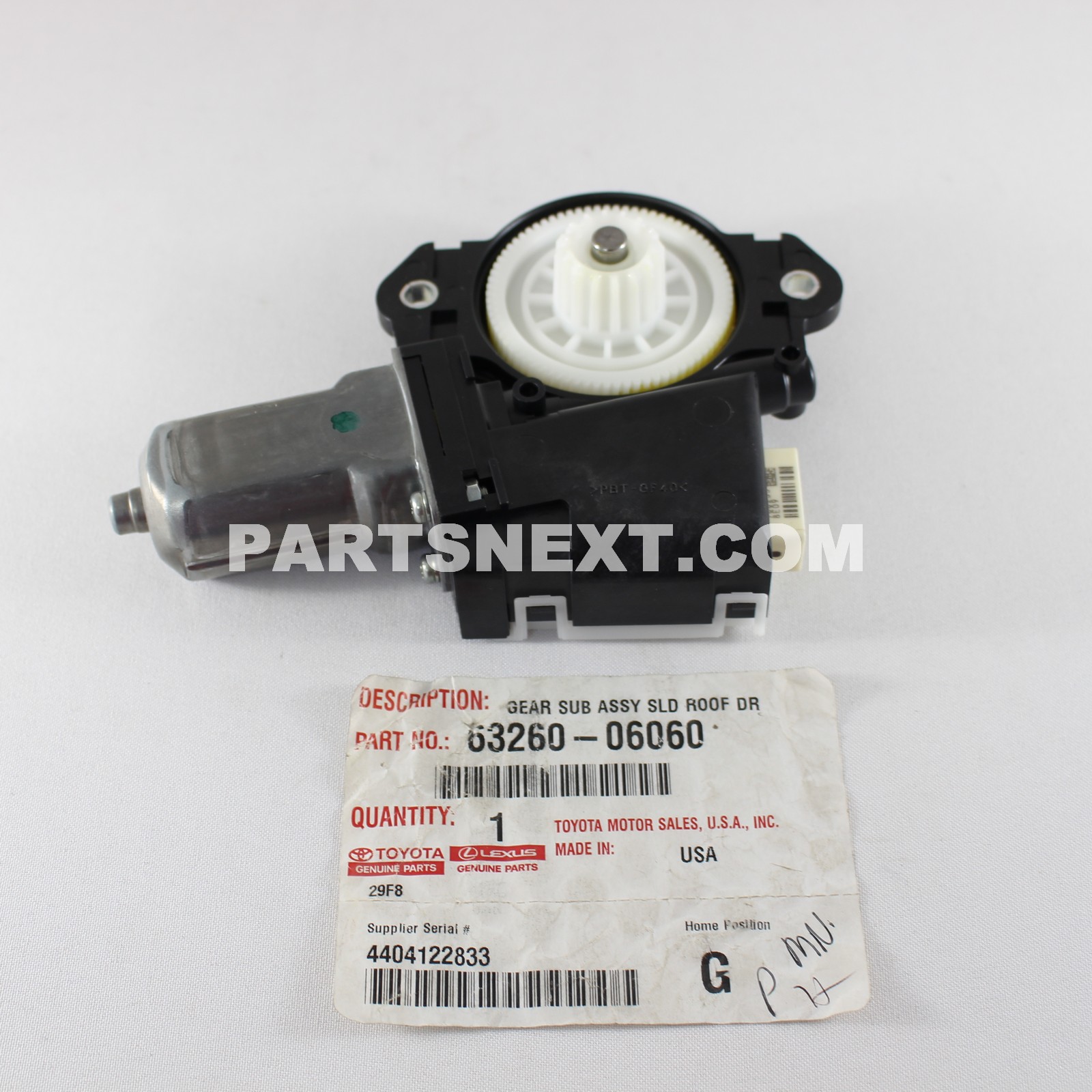 Toyota :: 63260-06060 GEAR ASSY, SLIDING ROOF DRIVE
