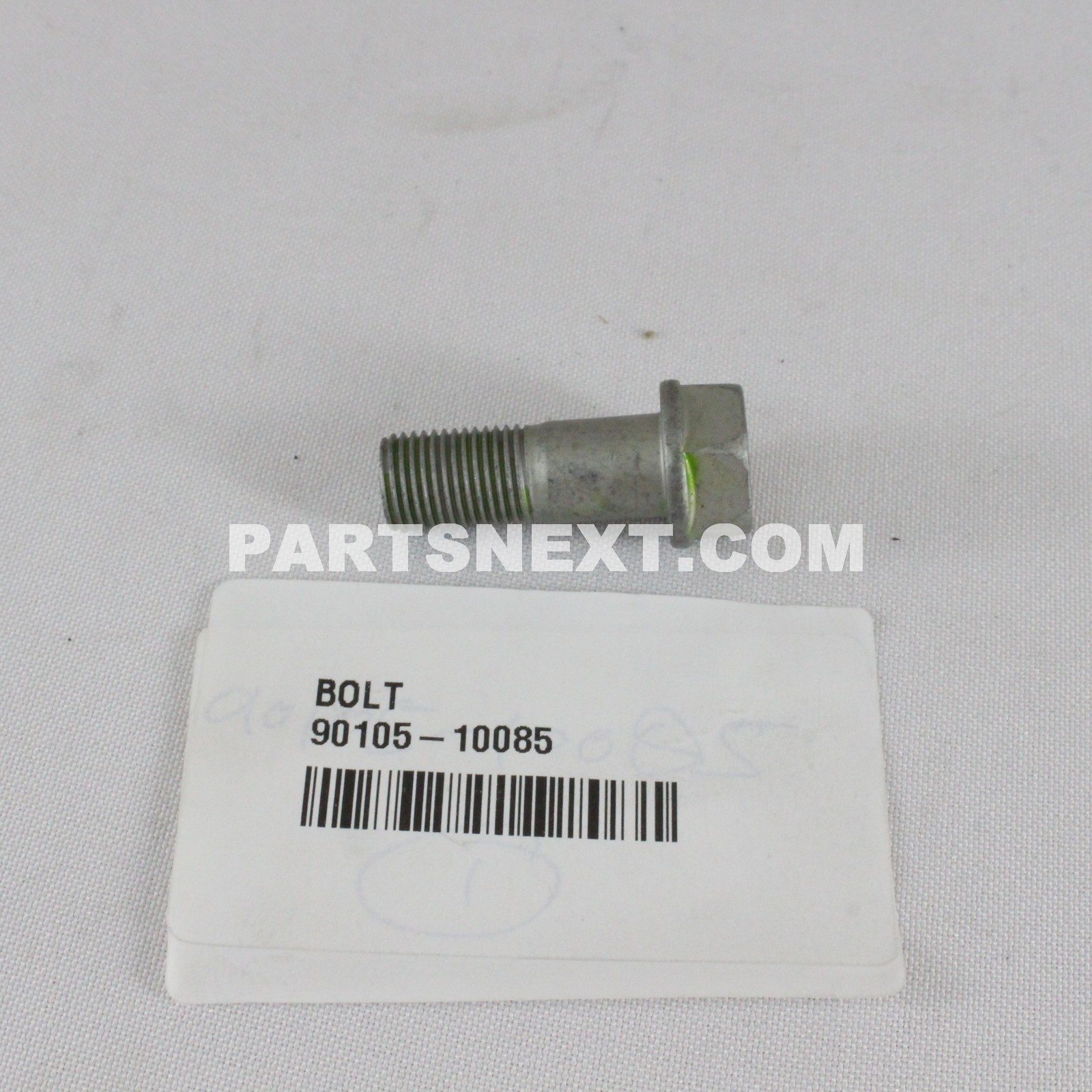 Toyota :: 90105-10085 BOLT (F0R FRONT PROPELLER SHAFT)