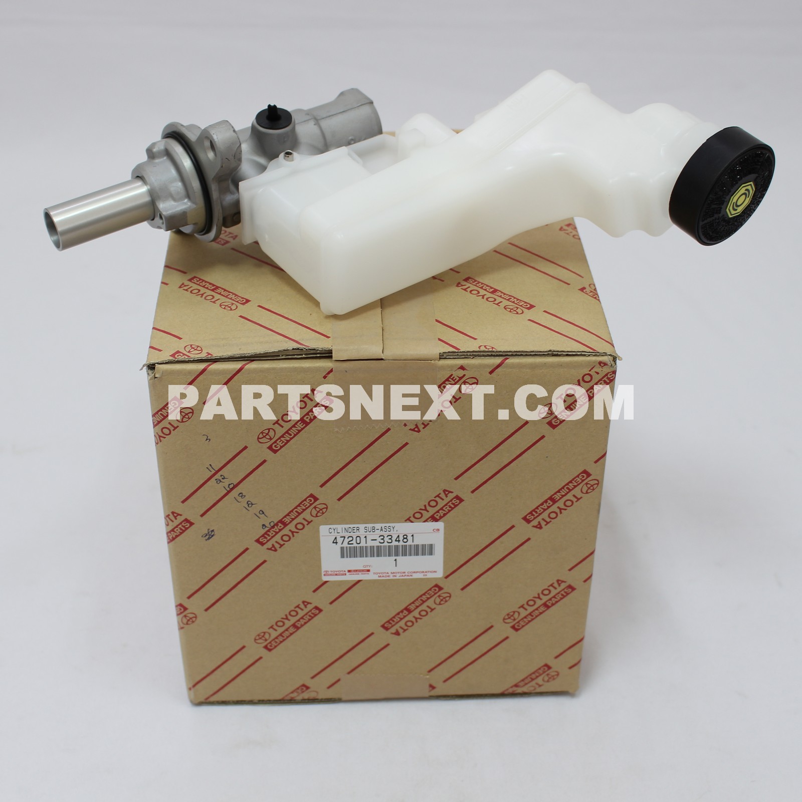 Toyota :: 47201-33481 CYLINDER SUB-ASSY, BRAKE MASTER