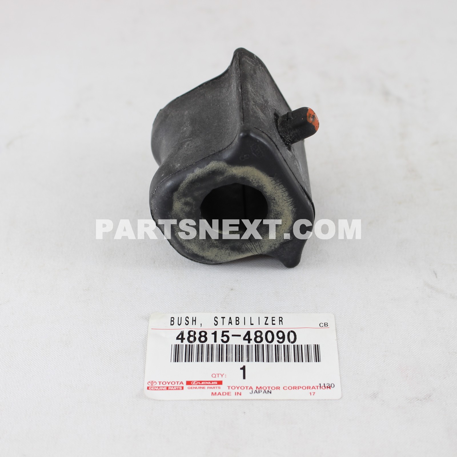 Toyota :: 48815-48090 BUSH, FRONT STABILIZER BAR, LH