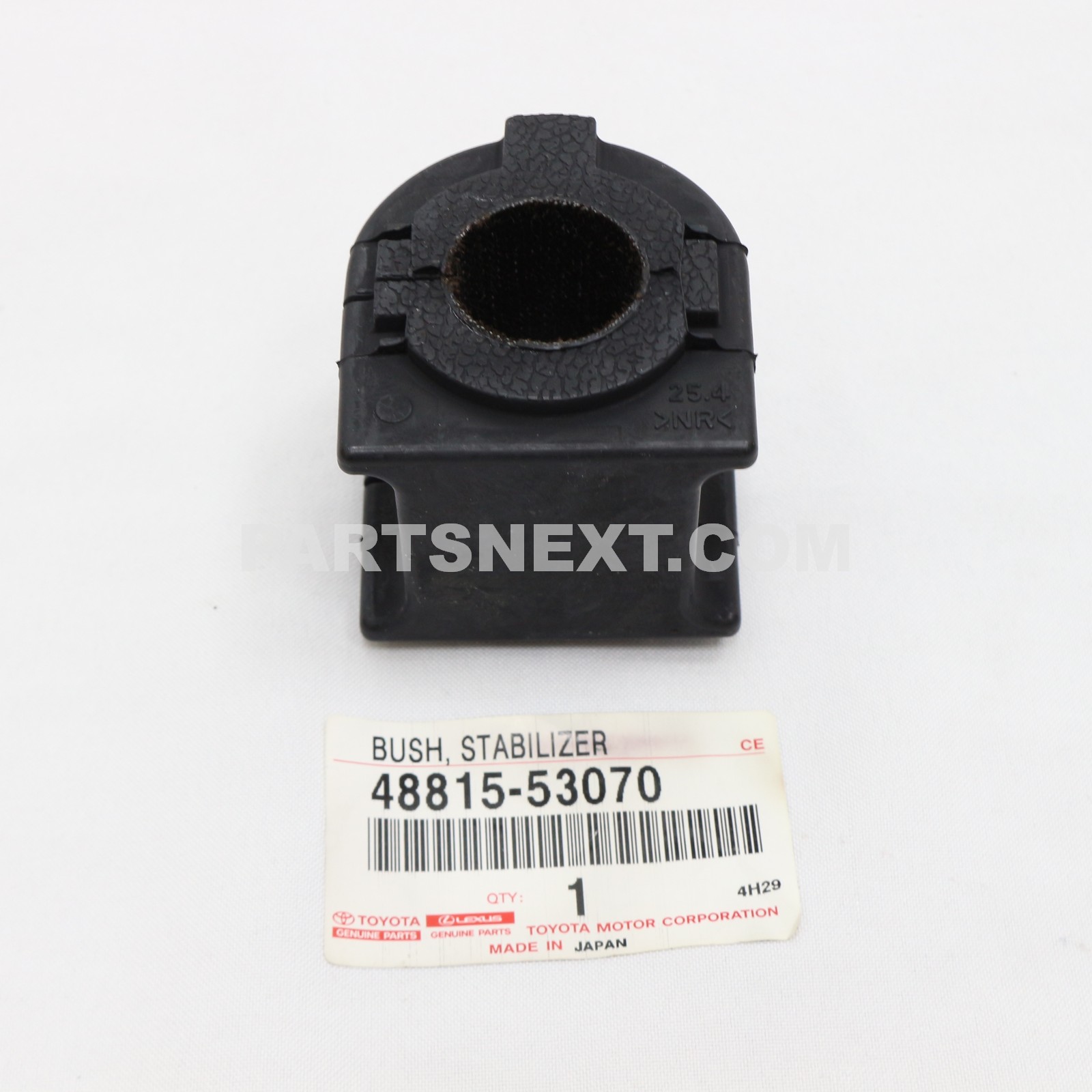 Toyota :: 48815-53070 BUSH, FRONT STABILIZER BAR, NO.1