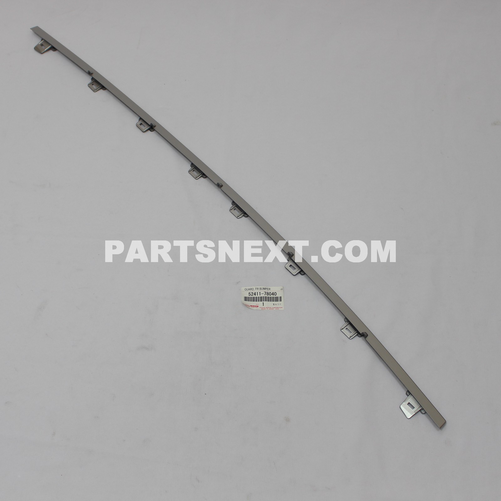 Toyota :: 52411-78040 GUARD FR BUMPER