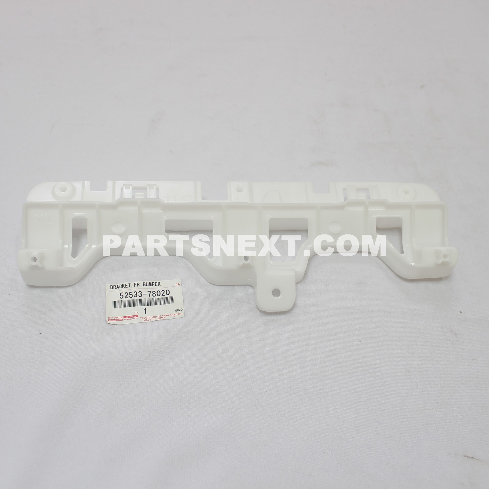 Toyota :: 52533-78020 BRACKET FR BUMPER