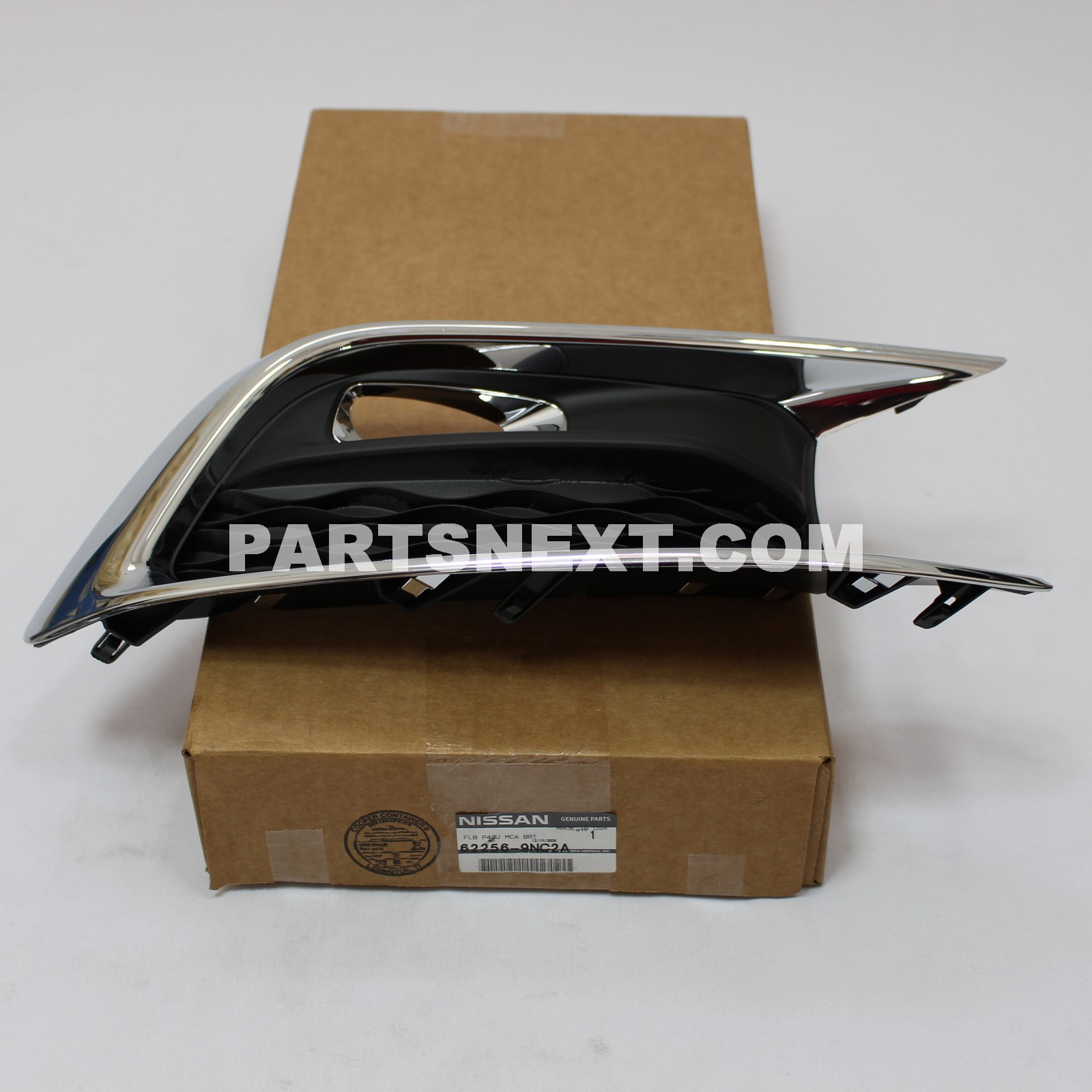 Nissan :: 62256-9NC2A FINISHER-FRONT FASCIA RH