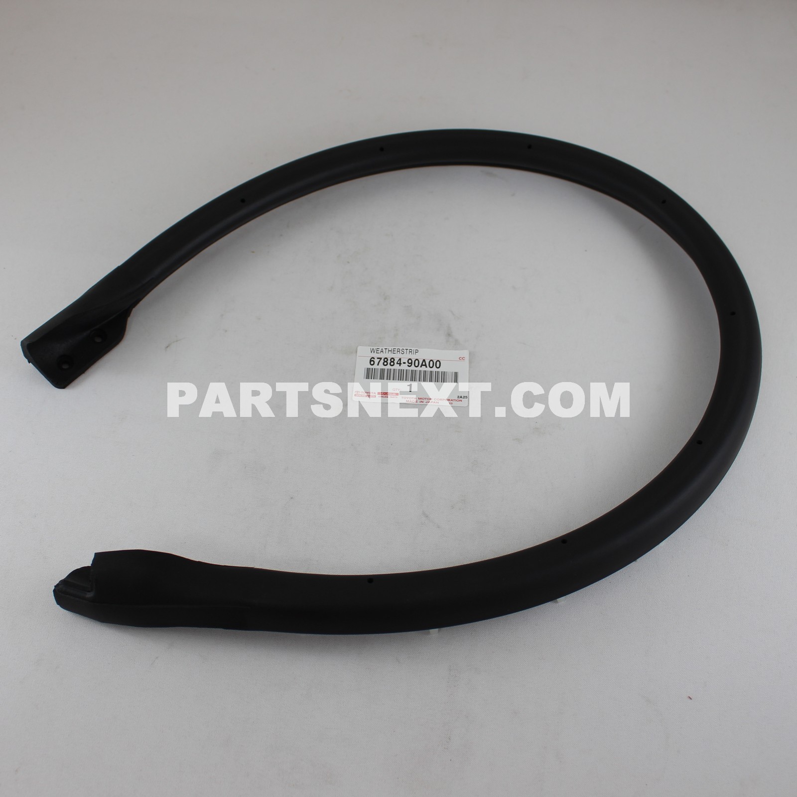 Toyota :: 67884-90A00 WEATHERSTRIP, BACK DOOR, CENTER
