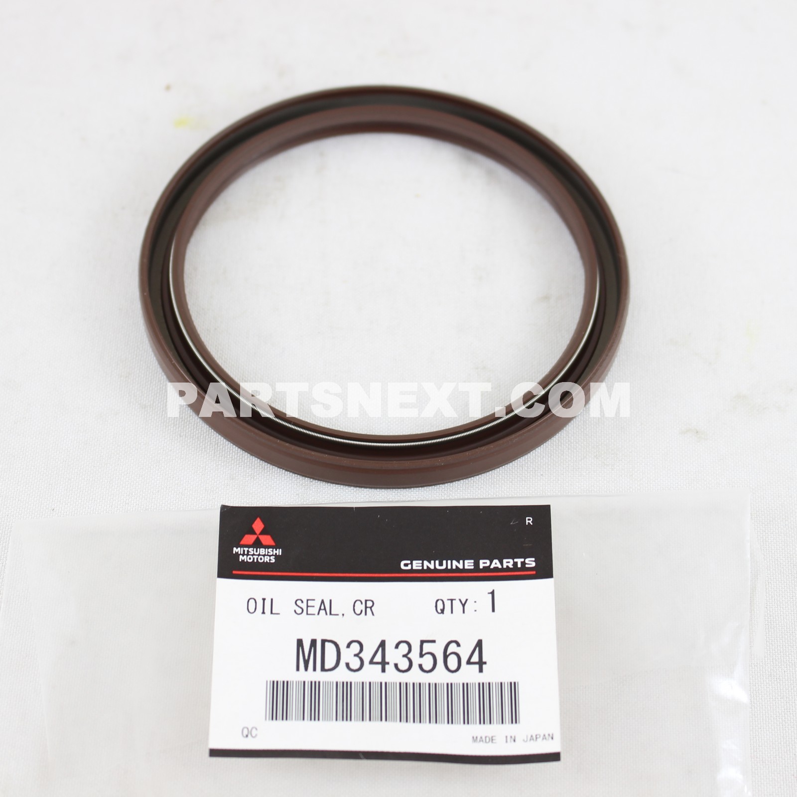 Mitsubishi :: MD343564 OIL SEAL,CRANKSHAFT,RR