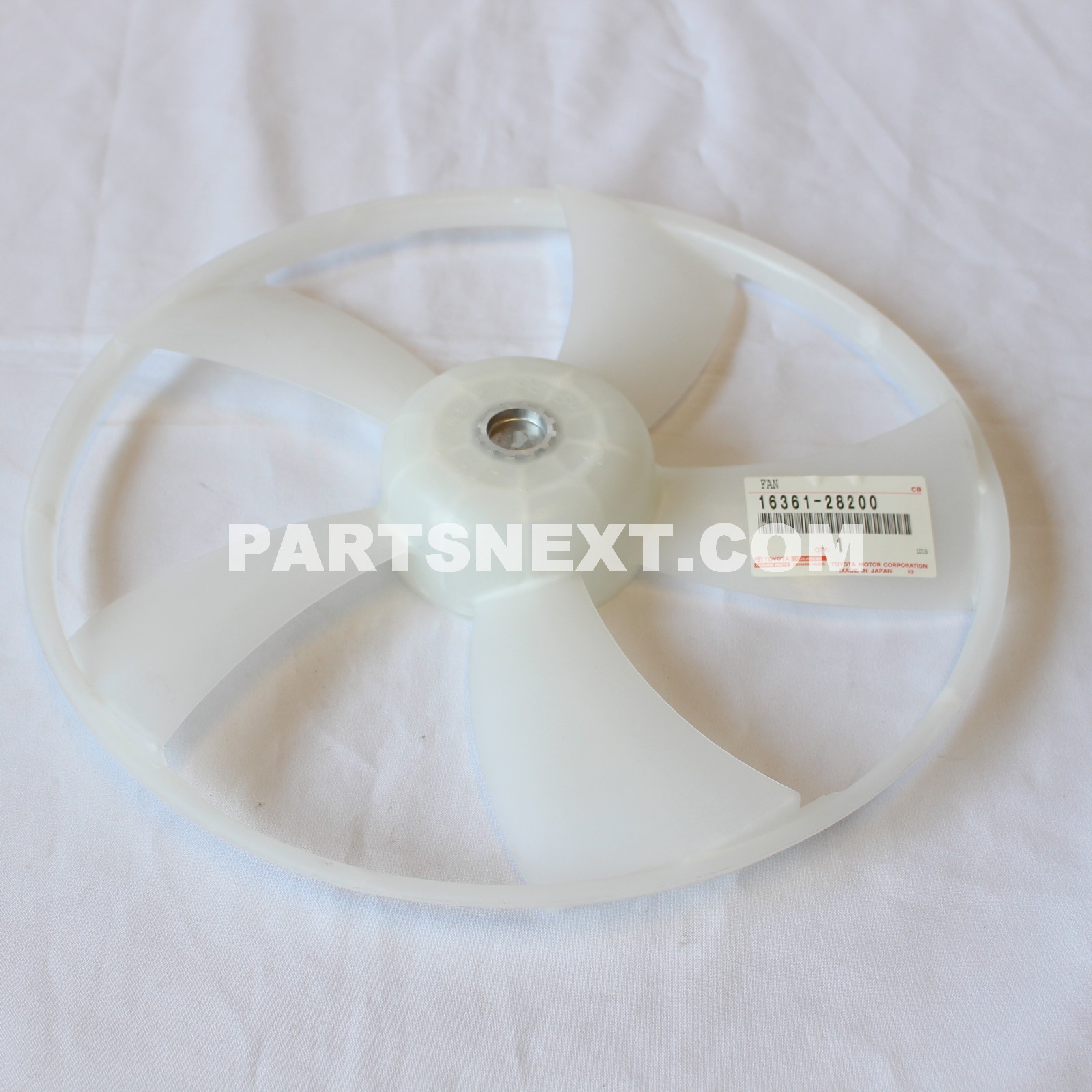 Toyota :: 16361-28200 FAN