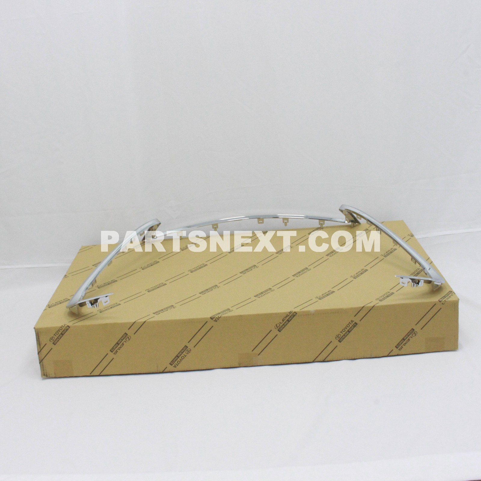 Toyota :: 53121-53030 MOULDING, RADIATOR