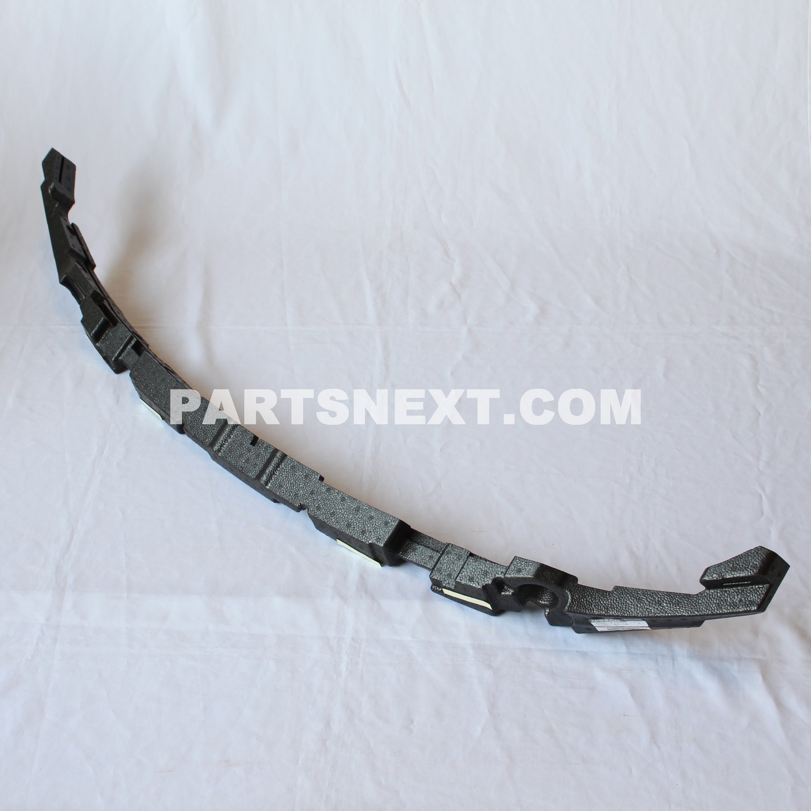 Nissan :: 62090-5DJ1A ABSORBER-ENERGY, FRONT BUMPER