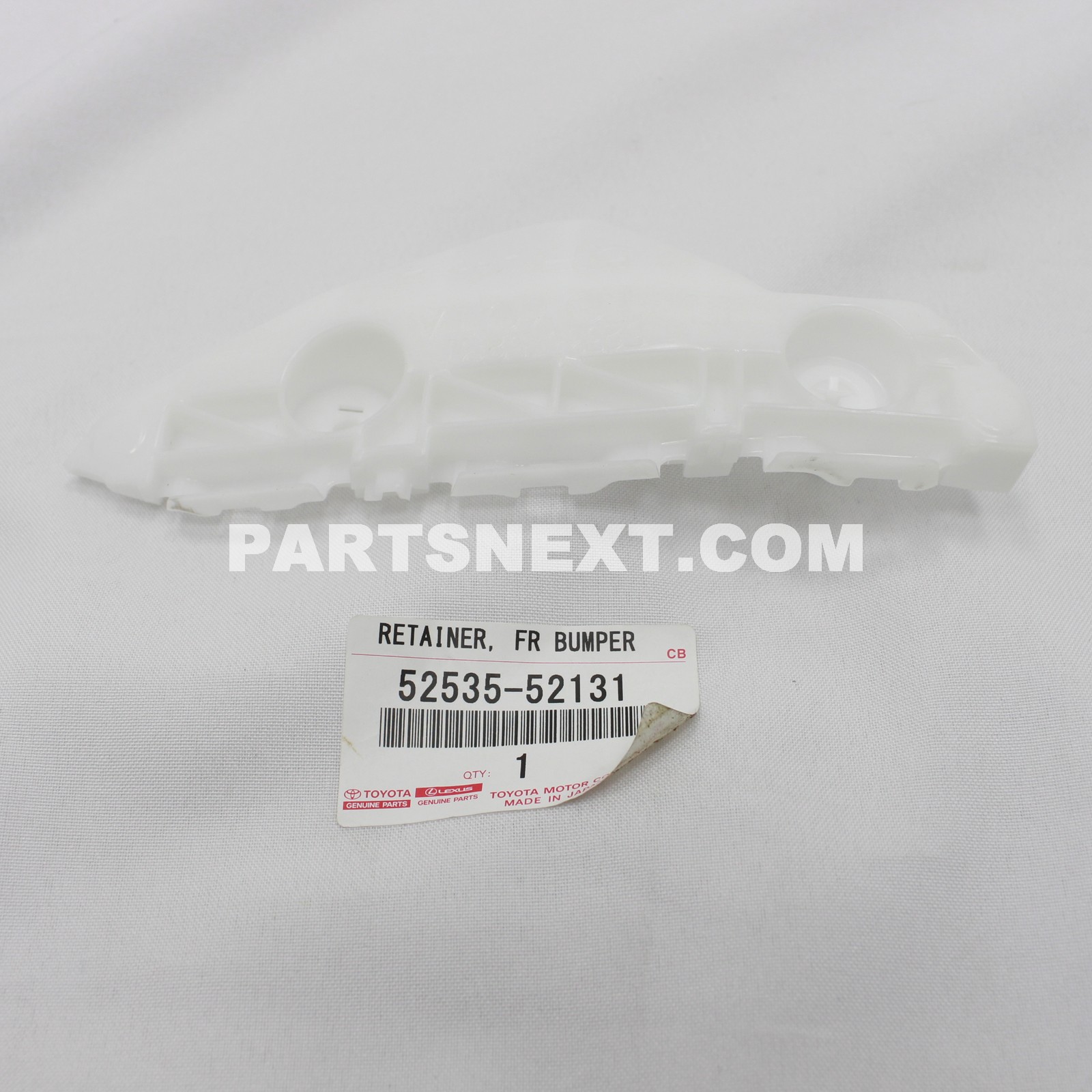 Toyota :: 52535-52131 RETAINER, FRONT BUMPER SIDE, RH