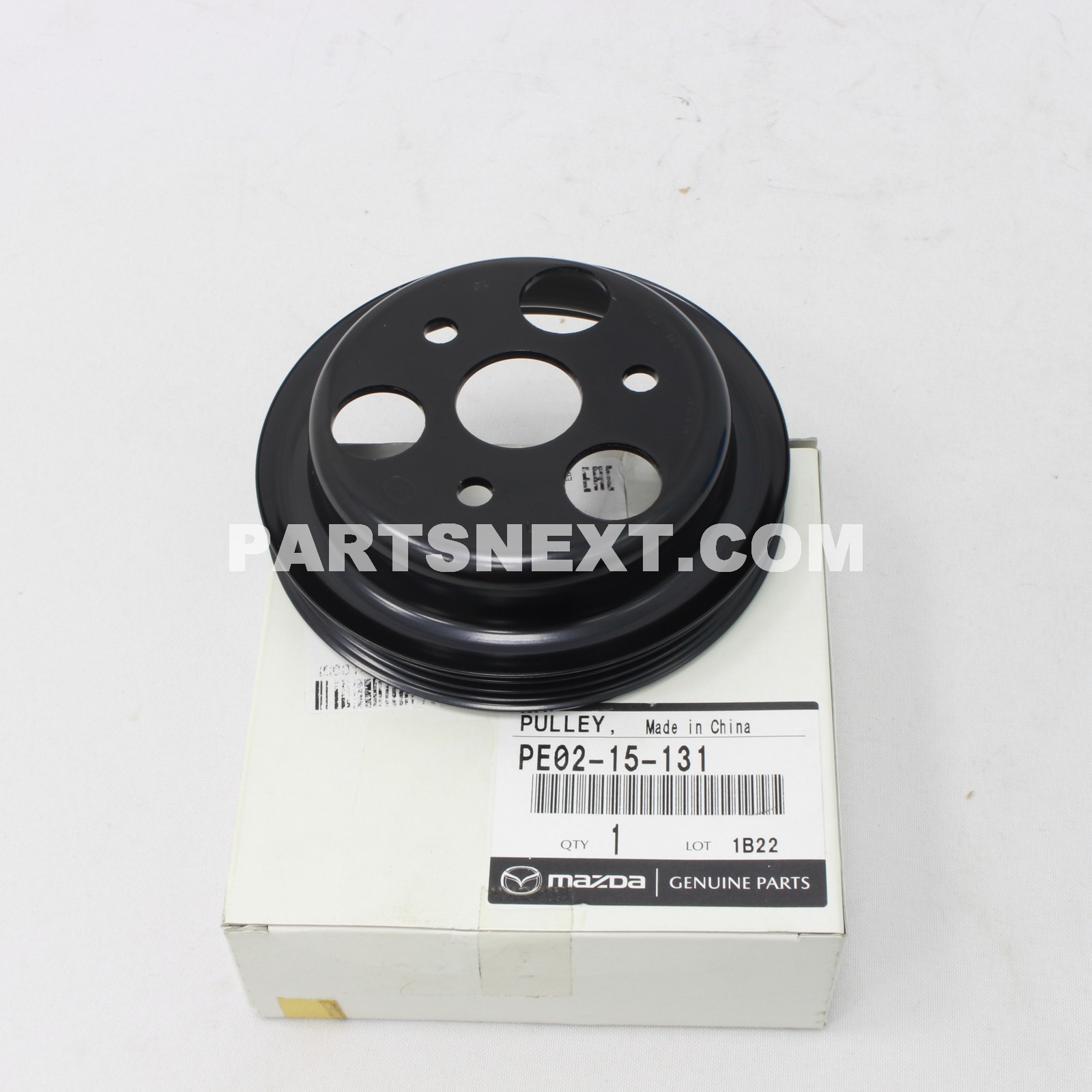 Mazda :: PE02-15-131 PULLEY,WATER PUMP