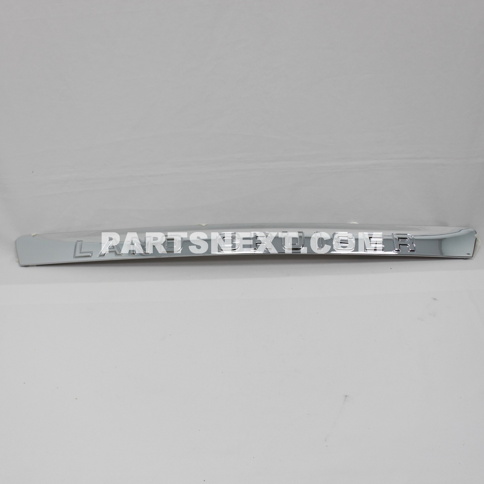 Toyota :: 76801-60121 GARNISH SUB-ASSY, BACK DOOR, OUTSIDE RH