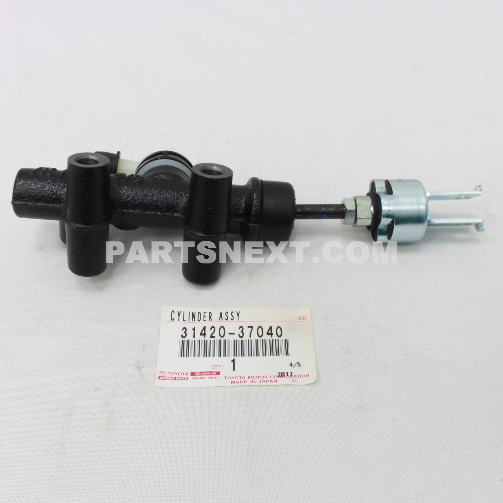 Toyota :: 31420-37040 CYLINDER ASSY, CLUTCH MASTER