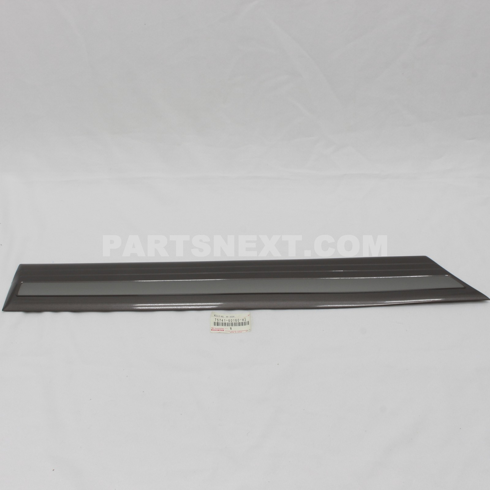 Toyota :: 75741-60160-H3 MOULDING, REAR DOOR, OUTSIDE RH