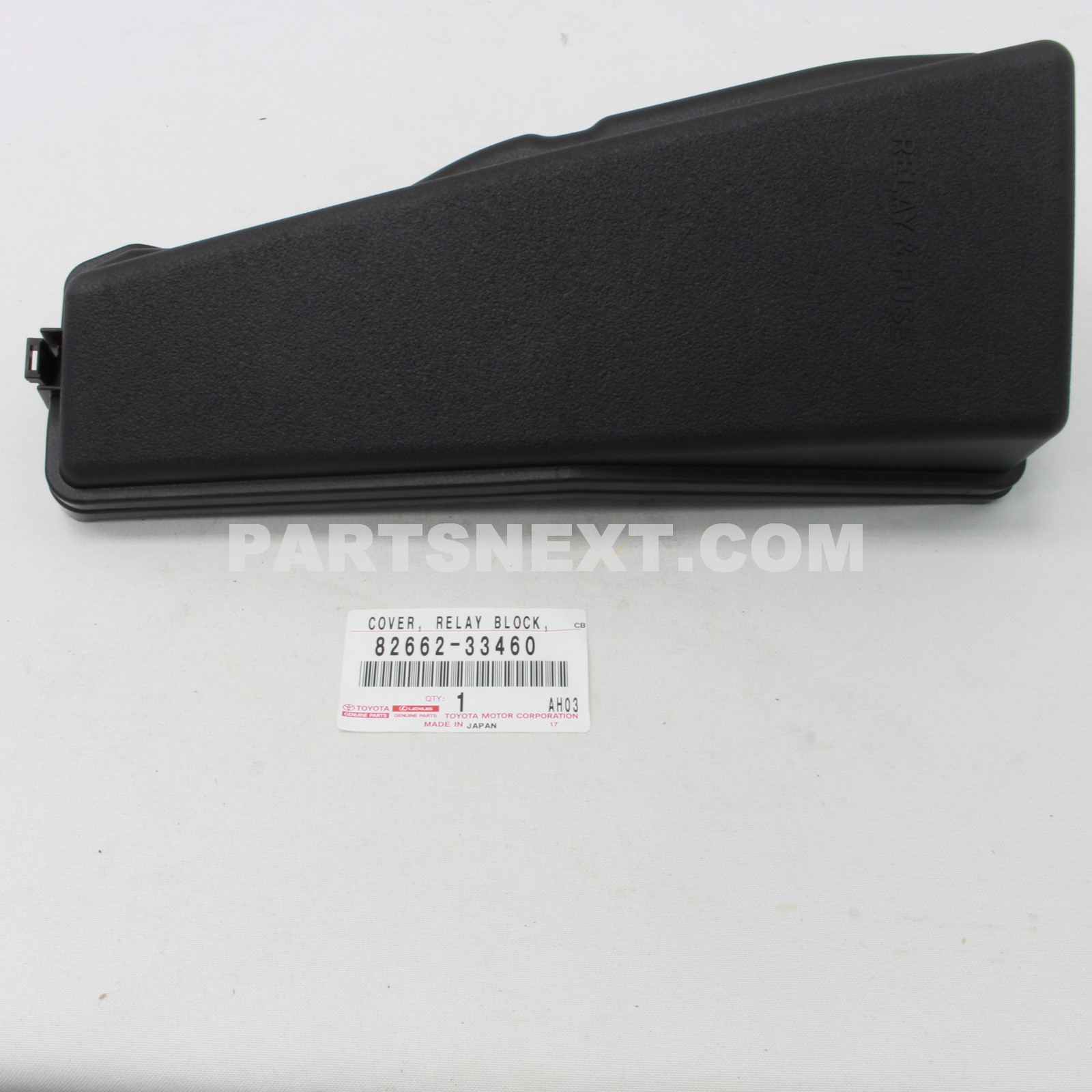 Toyota :: 82662-33460 COVER, RELAY BLOCK, UPPER, NO.1